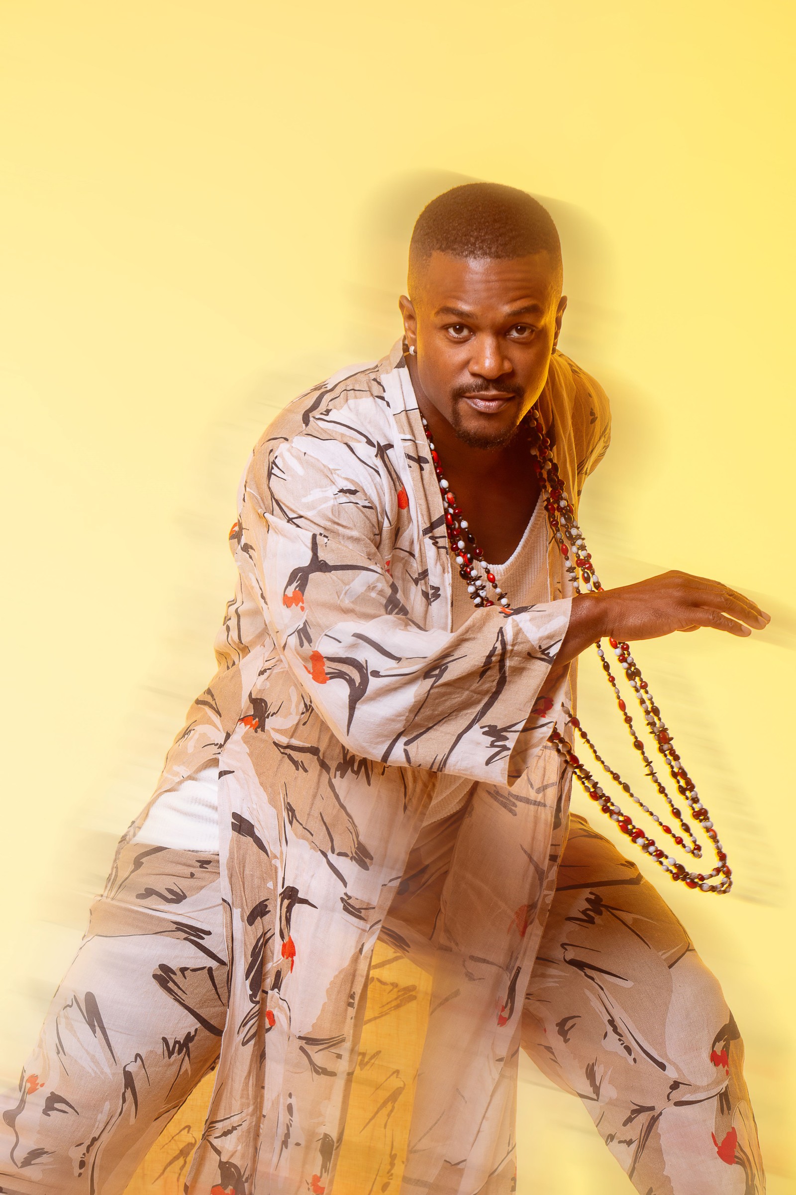 Destaque em 'Mania de você', David Junior celebra seu primeiro papel ...