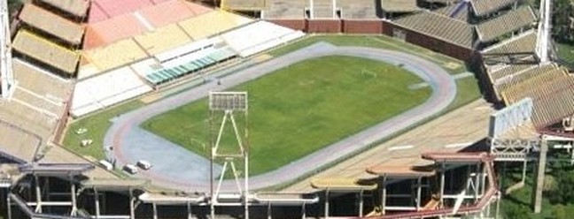 Conheça o estádio 'mais bizarro' do mundo: Mmabatho