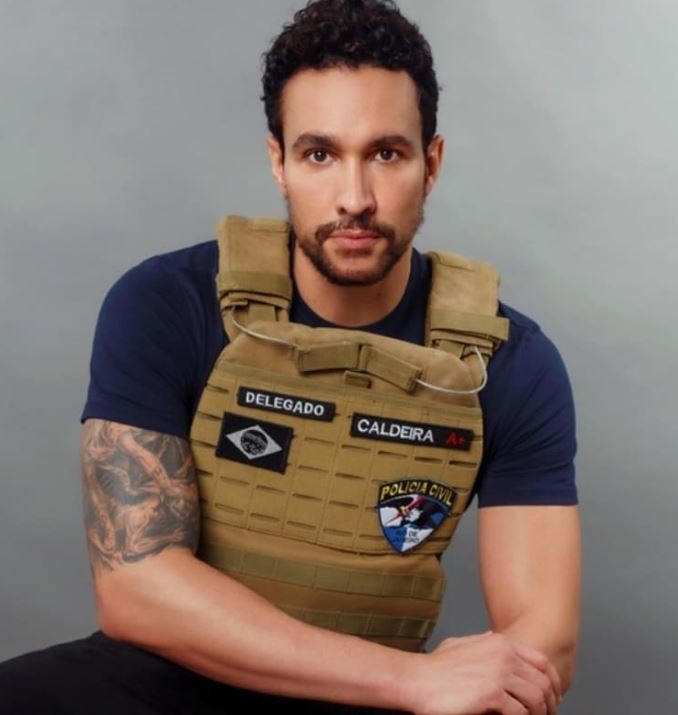 'Delegato': quem é o investigador do 'surubão do Arpoador' que faz sucesso na web