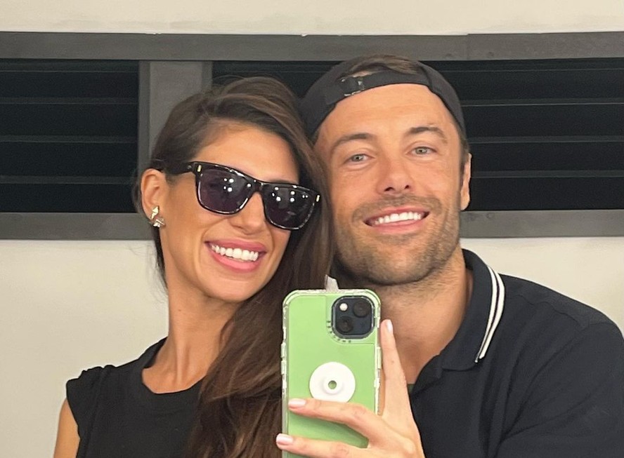 Tamara Dalcanale, mulher de Kayky Brito, posta mensagem para o ator ...