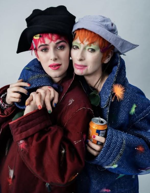 Como Fernanda Torres e Fernanda Montenegro, filha de Tilda Swinton ...