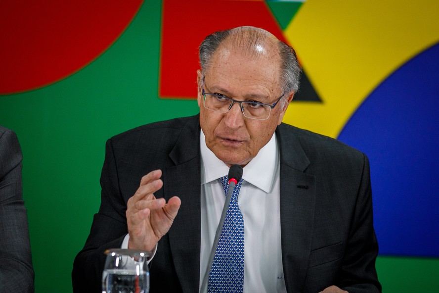 Alckmin volta a se reunir com big techs e recebe pauta do setor