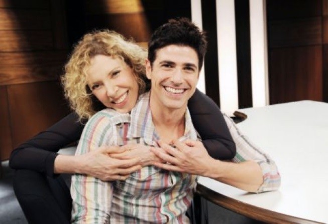 No aniversário de 52 anos de Reynaldo Gianecchini, relembre os visuais que fizeram o público ...