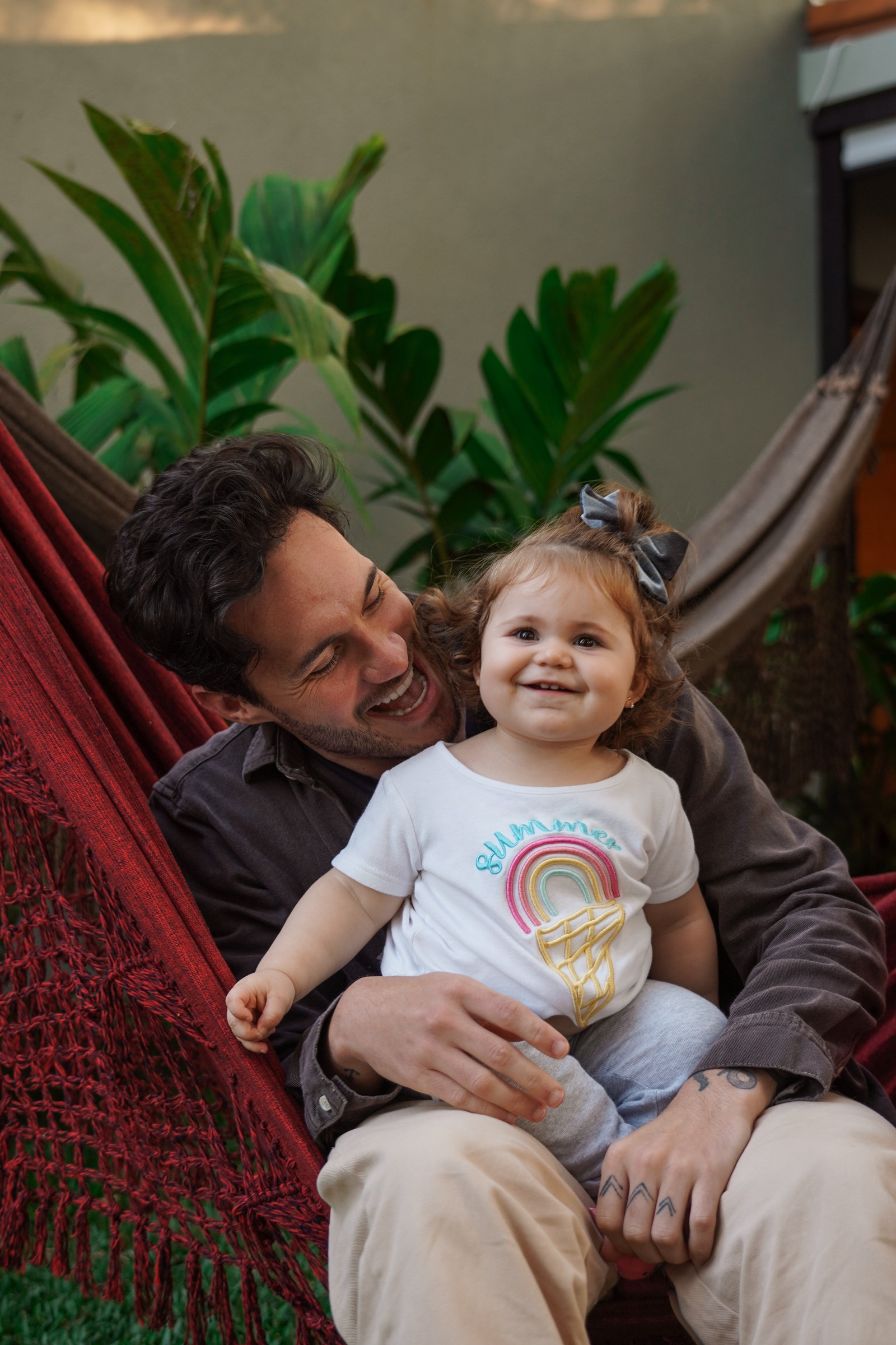 Viih Tube detalha fontes de renda e diz que divide todas as contas com ...