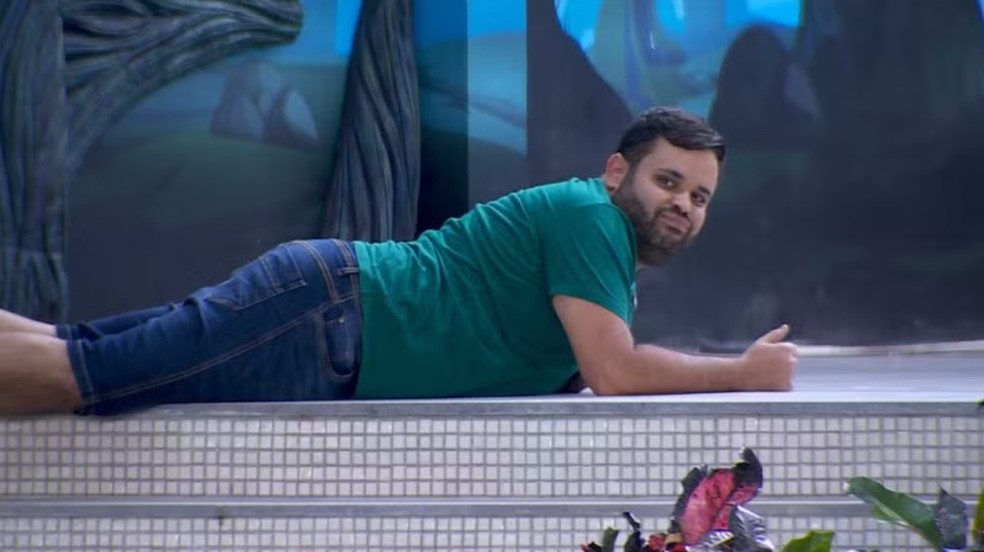Michel, do ‘BBB 24’, só vai convidar seis participantes do reality para ...