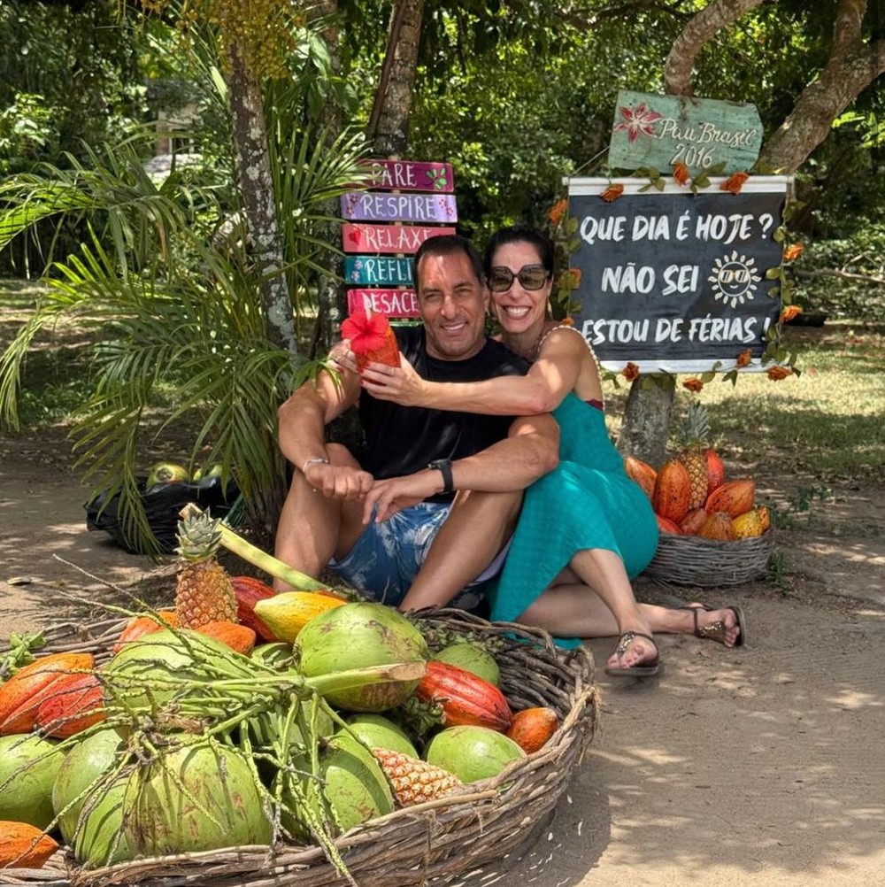 Namorada se gaba sobre Edmundo: ‘Não usa pronome neutro e não nega fogo’