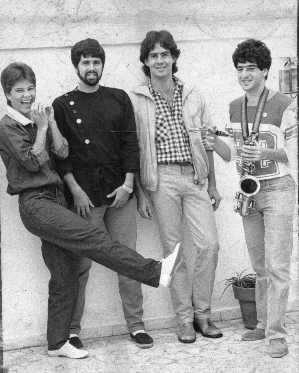 Leoni lembra fim do casamento com Paula Toller e famosa 'pandeirada' em ...