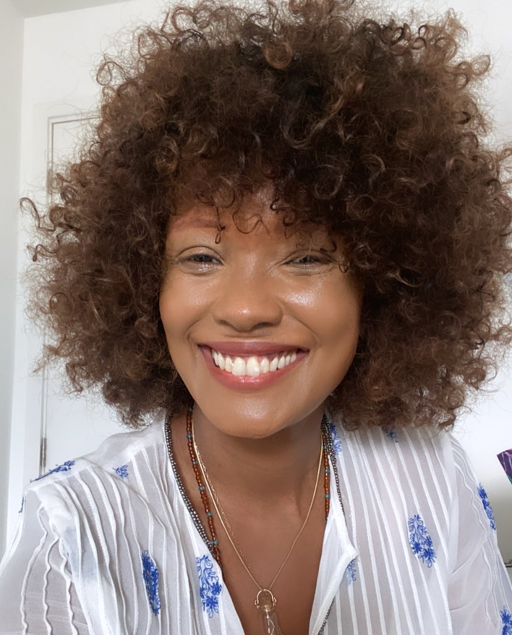 Isabel Fillardis fala sobre papel em 'Amor perfeito' e namoro: 'Amar na ...