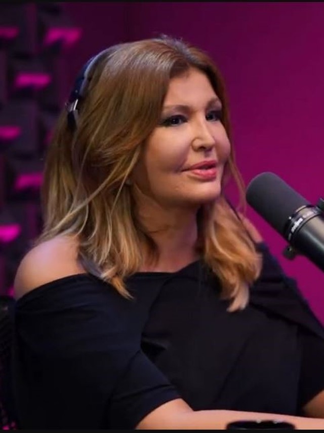 Roberta Close faz 60 anos: ex-modelo foi a primeira mulher trans na ...