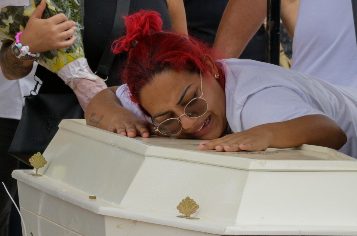 ‘Arrancaram meu coração’, diz mãe de menina morta durante guerra do ...