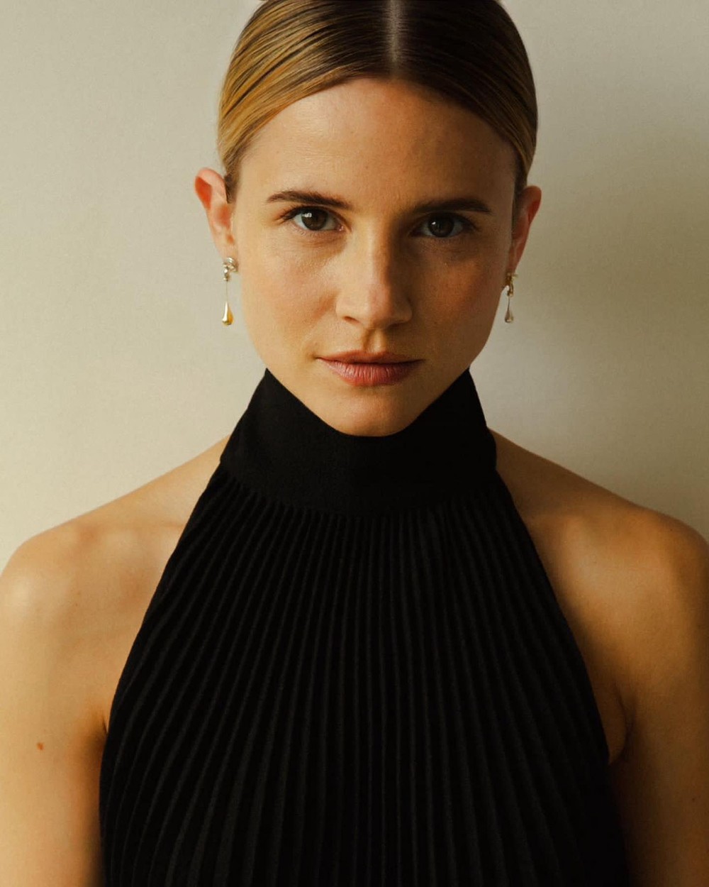 Ex de Alice Braga, Bianca Comparato começa a namorar estilista de 29 anos