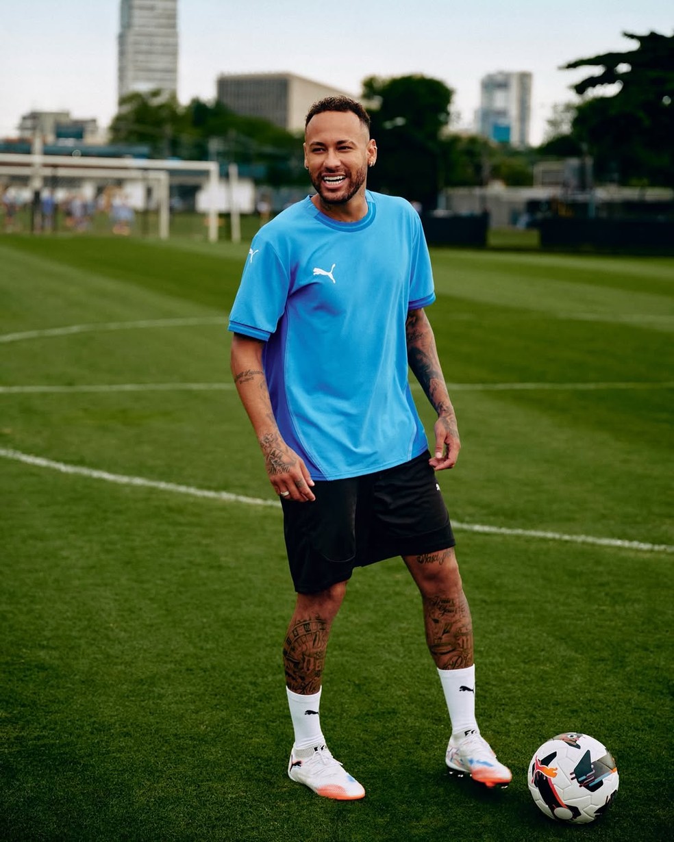 Neymar entra no universo Hard Rock em meio à expansão da marca no Brasil