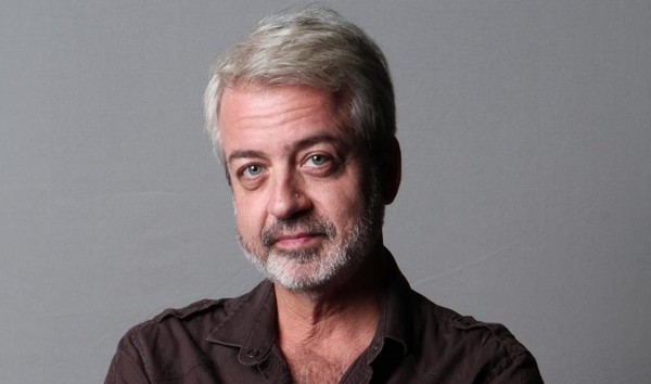 Ator promove 'Noite dos solteiros e divorciados' no Rio