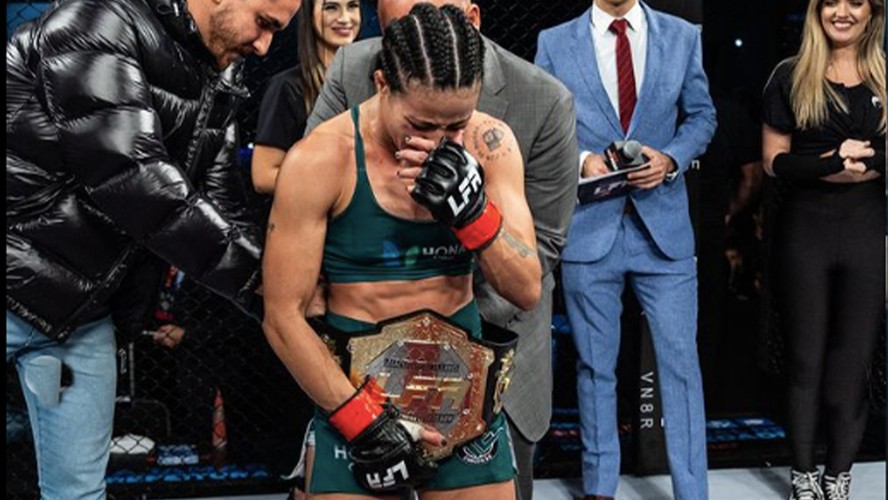 LFA 162 consagra Rose Conceição como campeã dos palhas