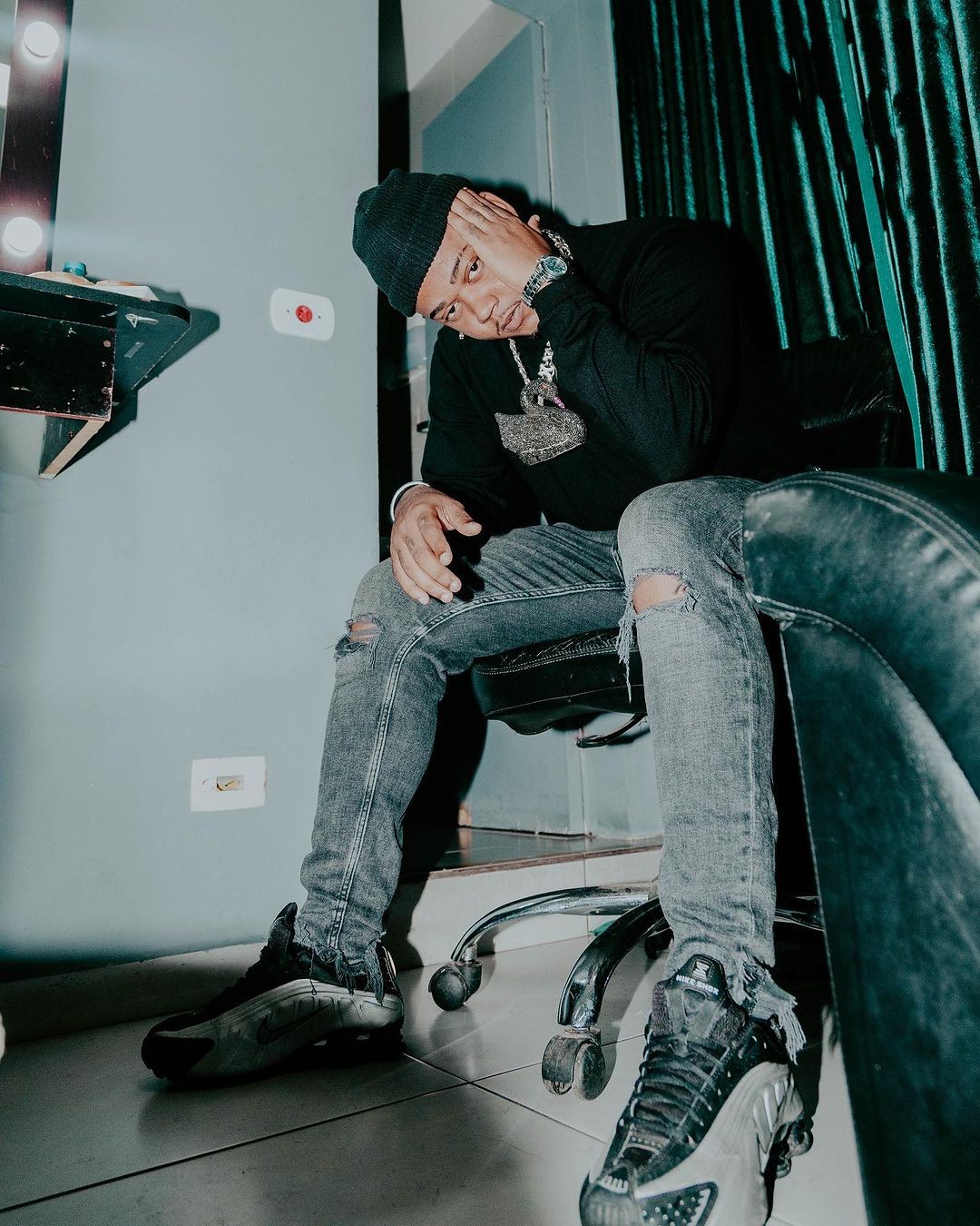 Rapper Major RD relata que teve carro atingido por oito tiros na ...