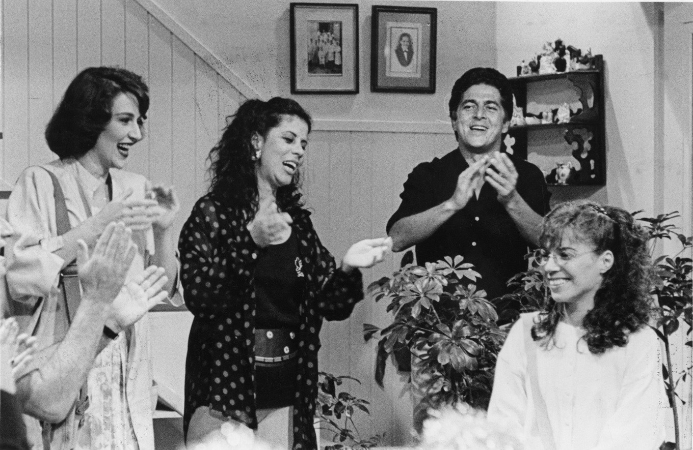 Maria Gladys reaparece pelas ruas do Rio após filha relatar sumiço