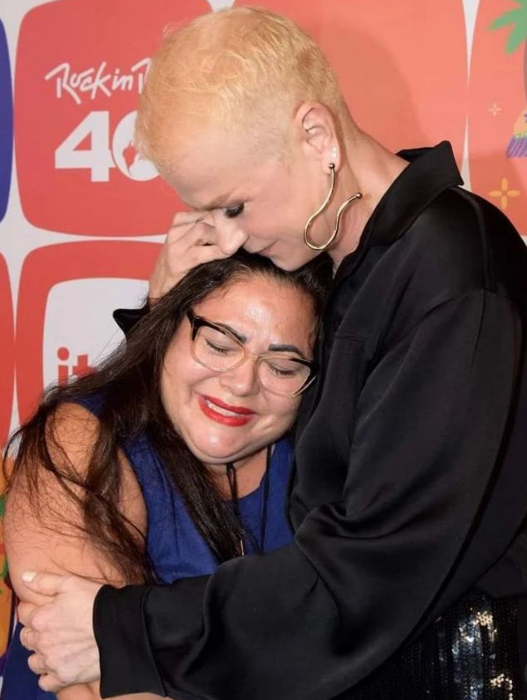 Famosa pelo meme 'Que show da Xuxa é esse?', Patrícia Veloso passa por ...