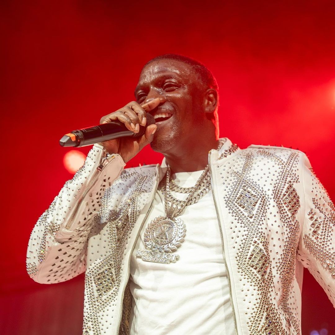 Akon relembra passado de polêmicas: 'Me envolvi em muitos problemas ...