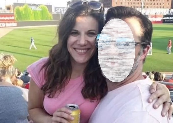 Nos EUA, garçonete admite ter abusado sexualmente de dois menores em ...