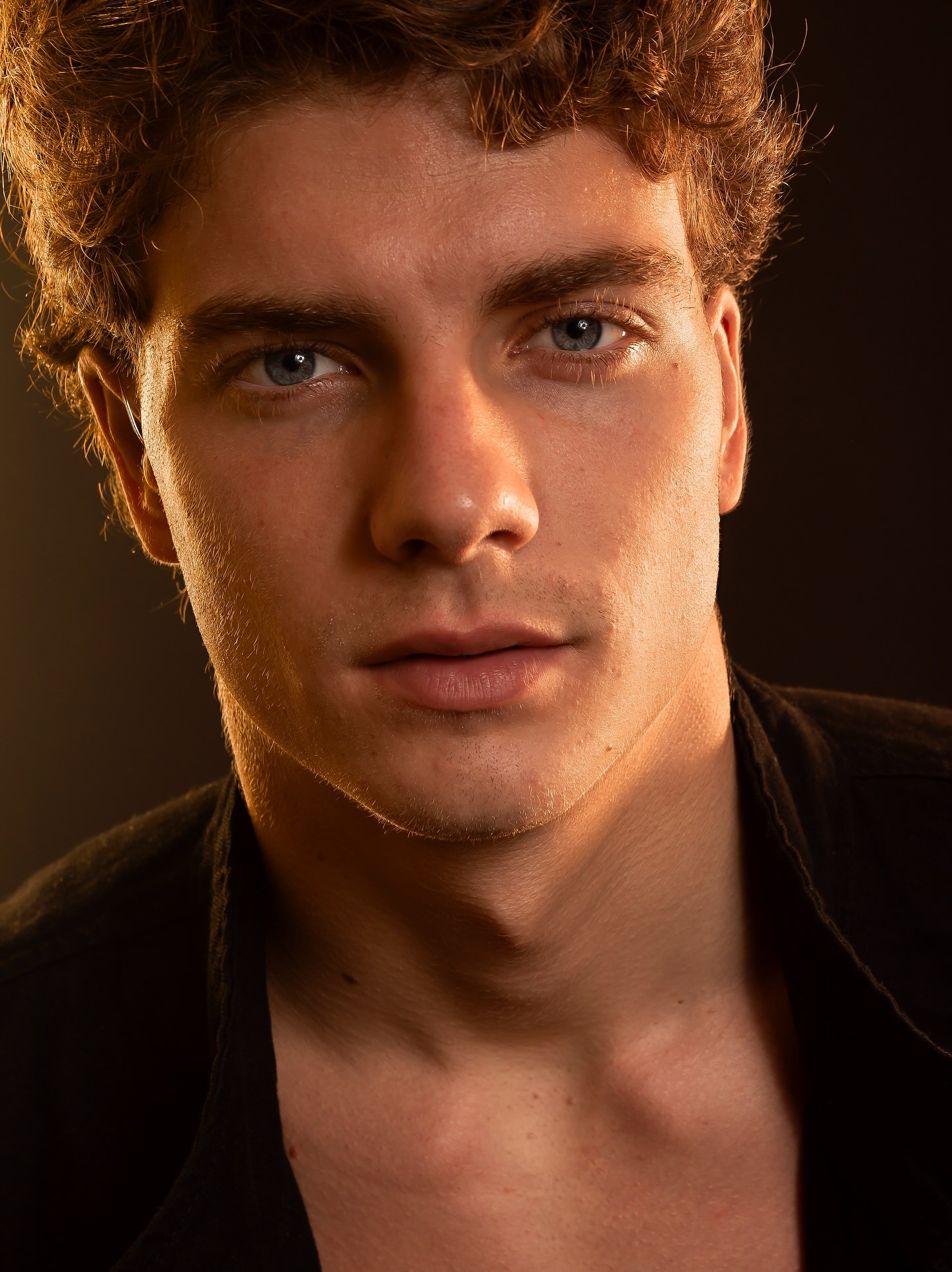 Aos 19 anos, filho galã de Mario Gomes lança música e dá início à ...