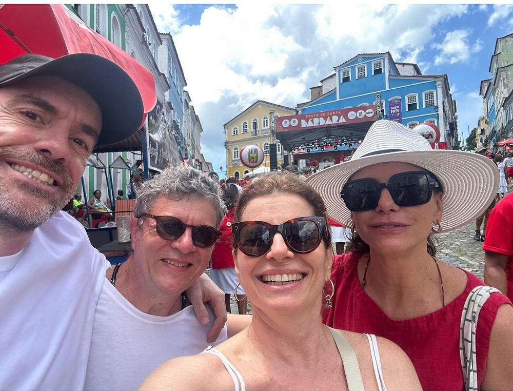 Nova Odete Roitman, Debora Bloch curte Salvador com o marido português ...