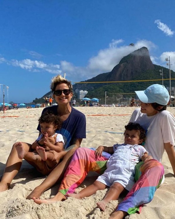 Em dez anos de relação com Lan Lanh, Nanda Costa desabafa sobre ataques ...