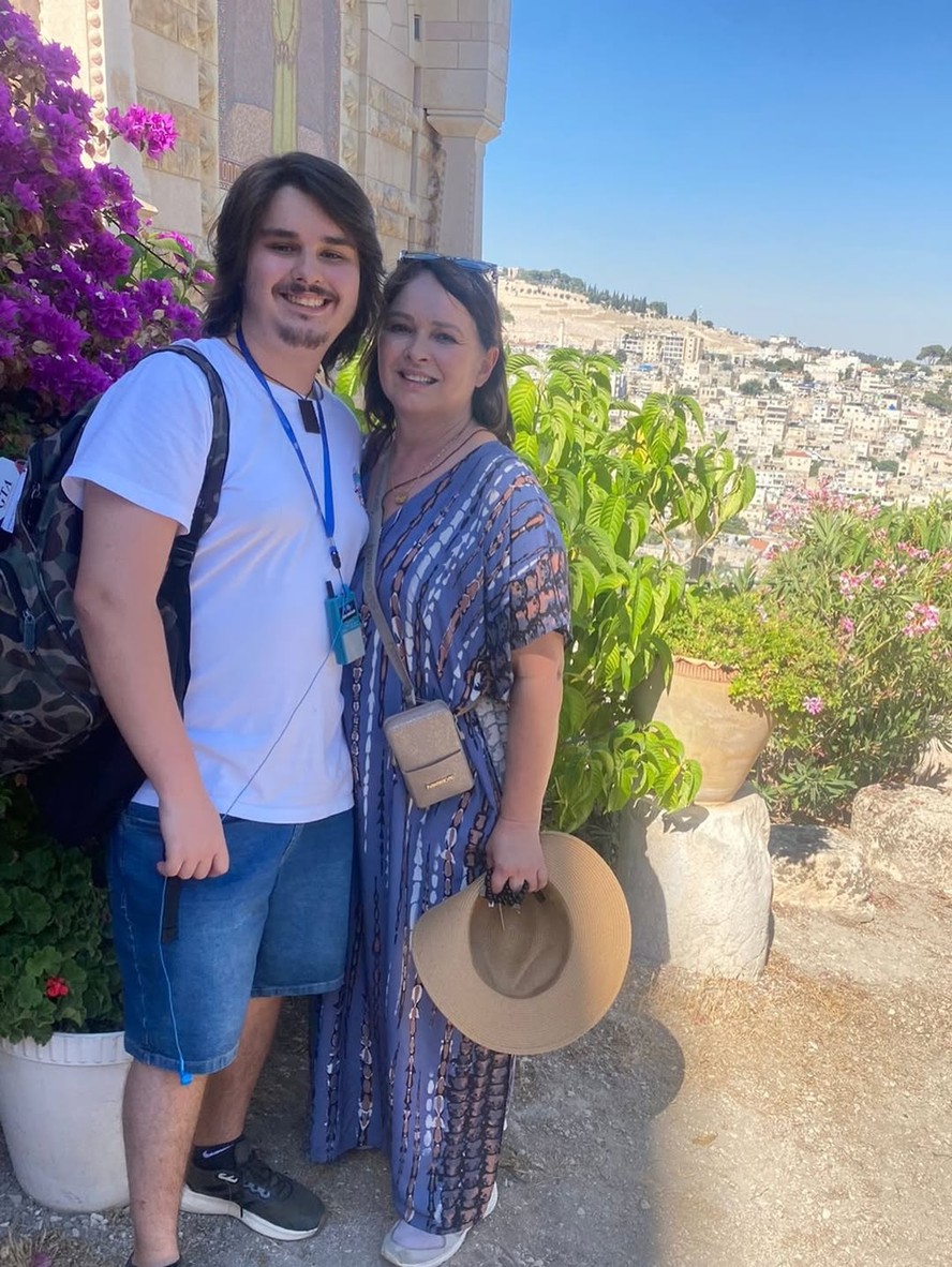 Myrian Rios mostra viagem a Israel com filho que tem com André Gonçalves