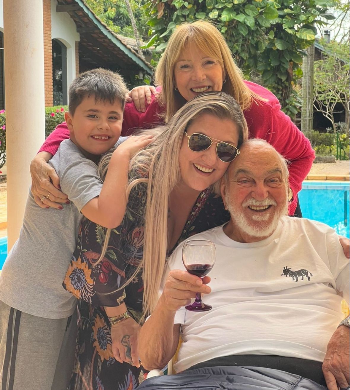 Lima Duarte comemora 94 anos após viver dramas recentes como a perda da ...
