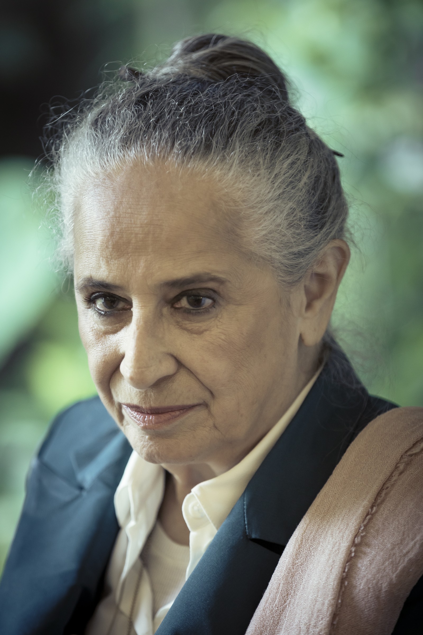 Maria Bethânia termina casamento com estilista Gilda Midani após oito ...