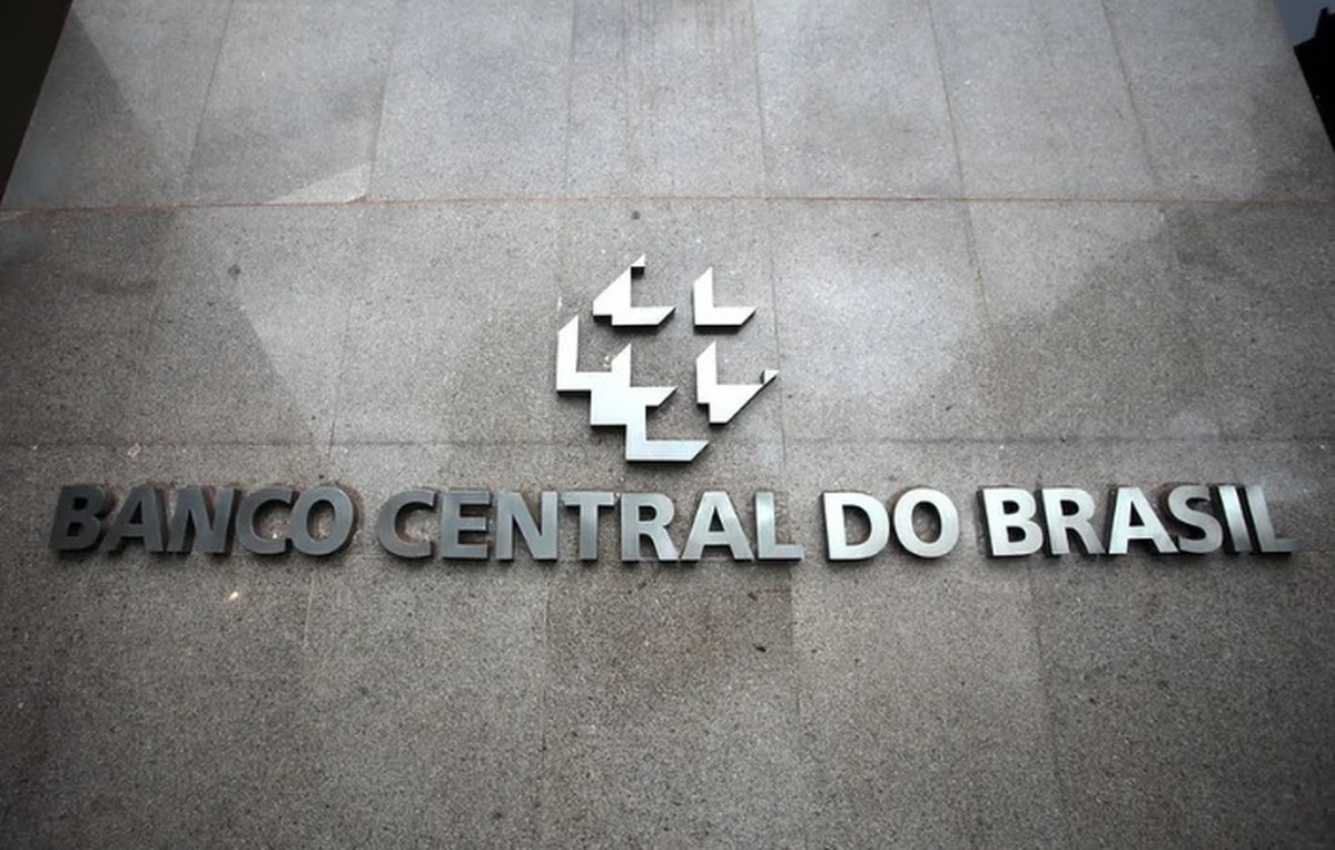 Selic: Banco Central aumenta taxa básica de juros para 14,25% ano ...