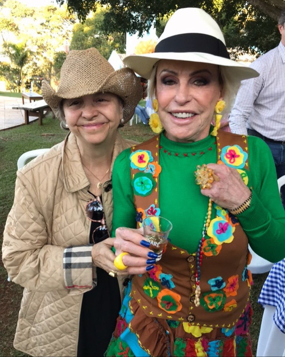 Morre Ede Cury, famosa assessora de Leonardo e outros artistas