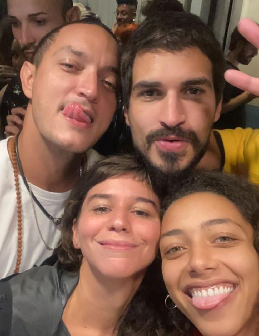 Joana em 'Renascer', Alice Carvalho namora diretora de arte que ...