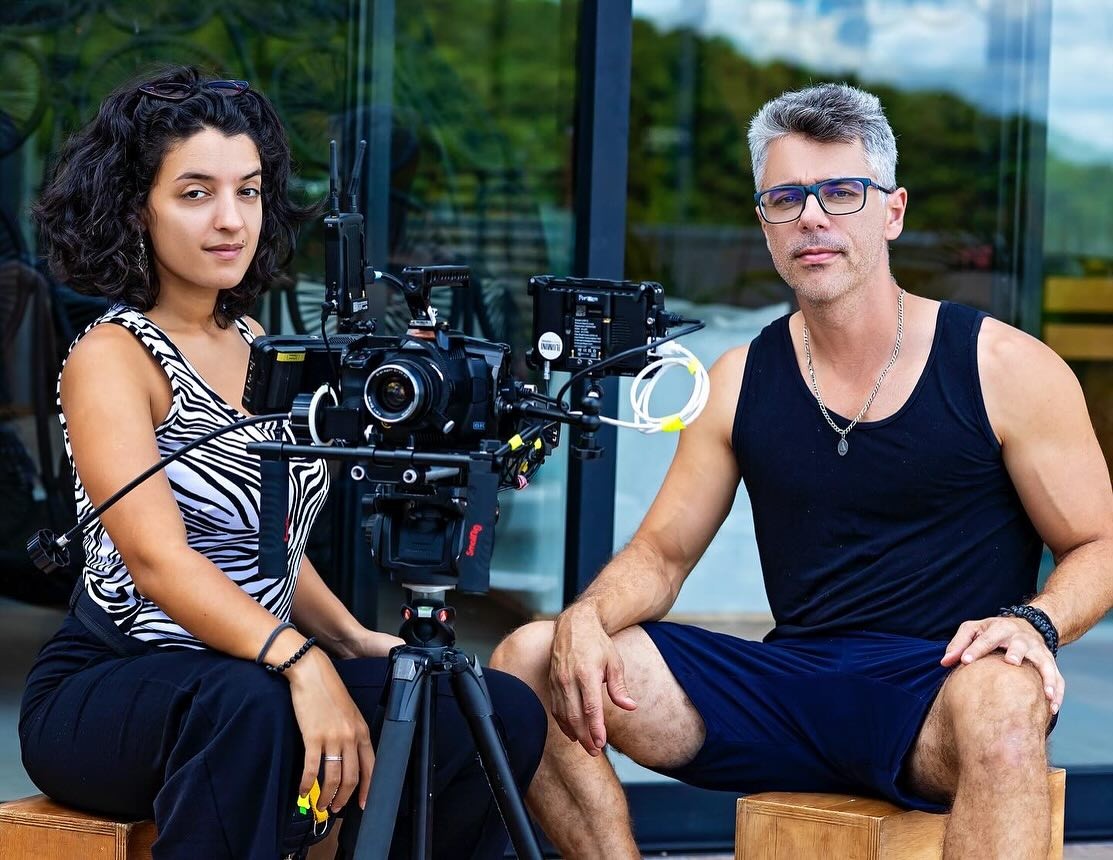 Agora grisalho, ex-coveiro do 'BBB' vira fotógrafo após tentar carreira de ator