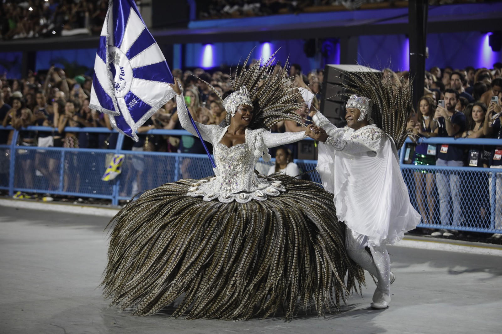 Qual TV vai transmitir o Desfile das Campeãs do Rio? Veja como assistir ...