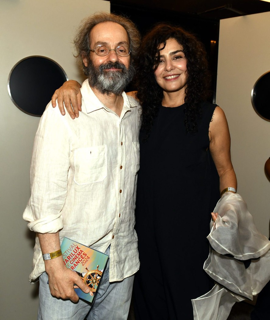 Discretos, Letícia Sabatella e Daniel Dantas fazem rara aparição juntos ...
