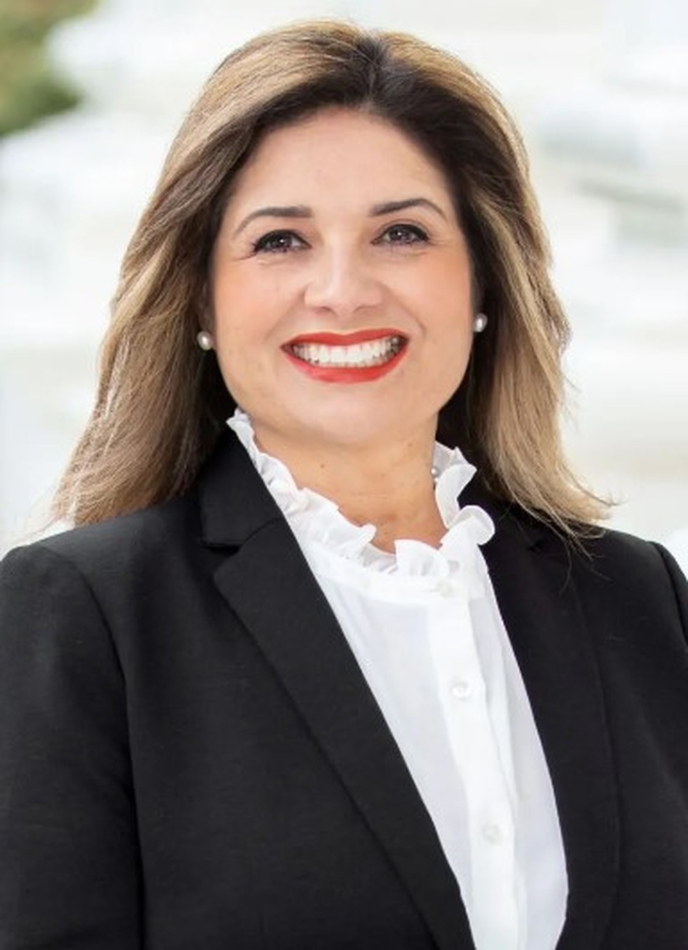 Ex-chefe de gabinete acusa senadora dos EUA de forçá-lo a fazer ...