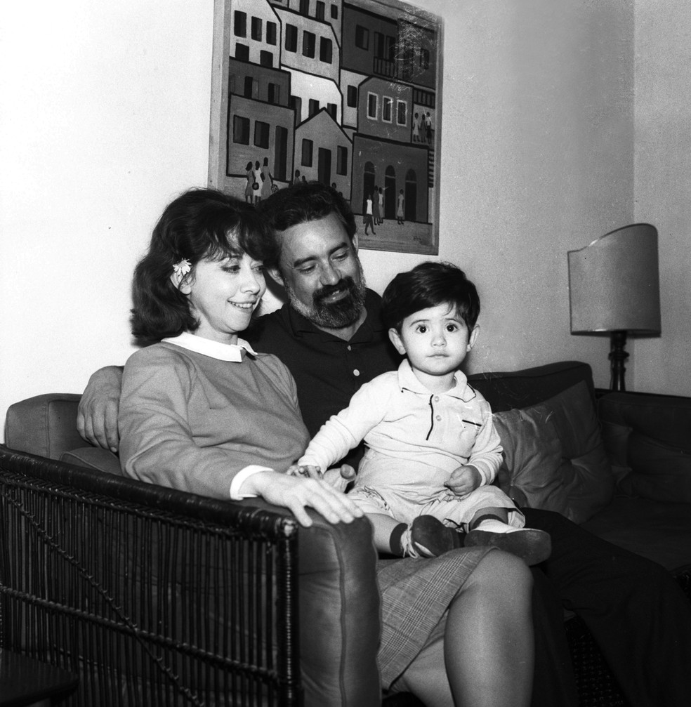 Discreto e ex de atriz: quem é o irmão de Fernanda Torres que também já ...