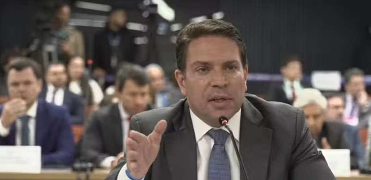 Ramagem diz que postagens sobre urnas não refletem seu 'pensamento privado'