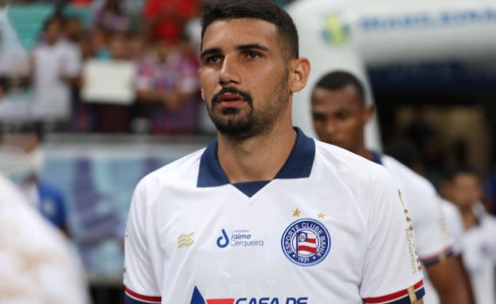 Fluminense negocia a contratação do atacante Kevin Serna e do zagueiro ...