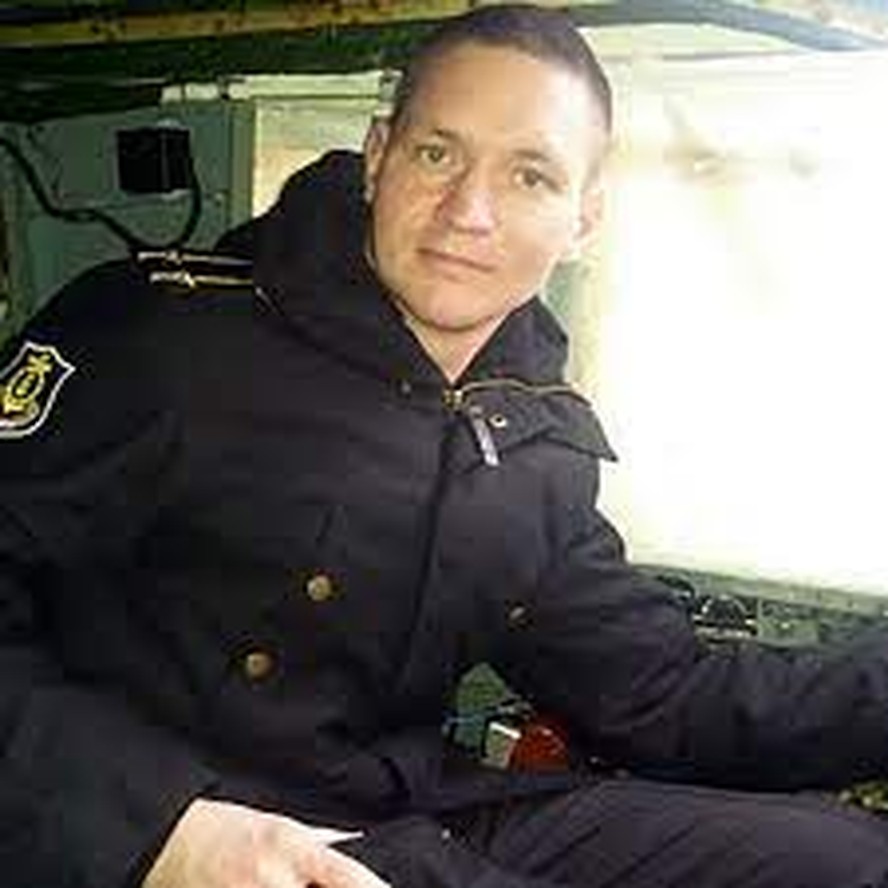 Comandante de submarino russo é morto a tiros enquanto corria em parque ...