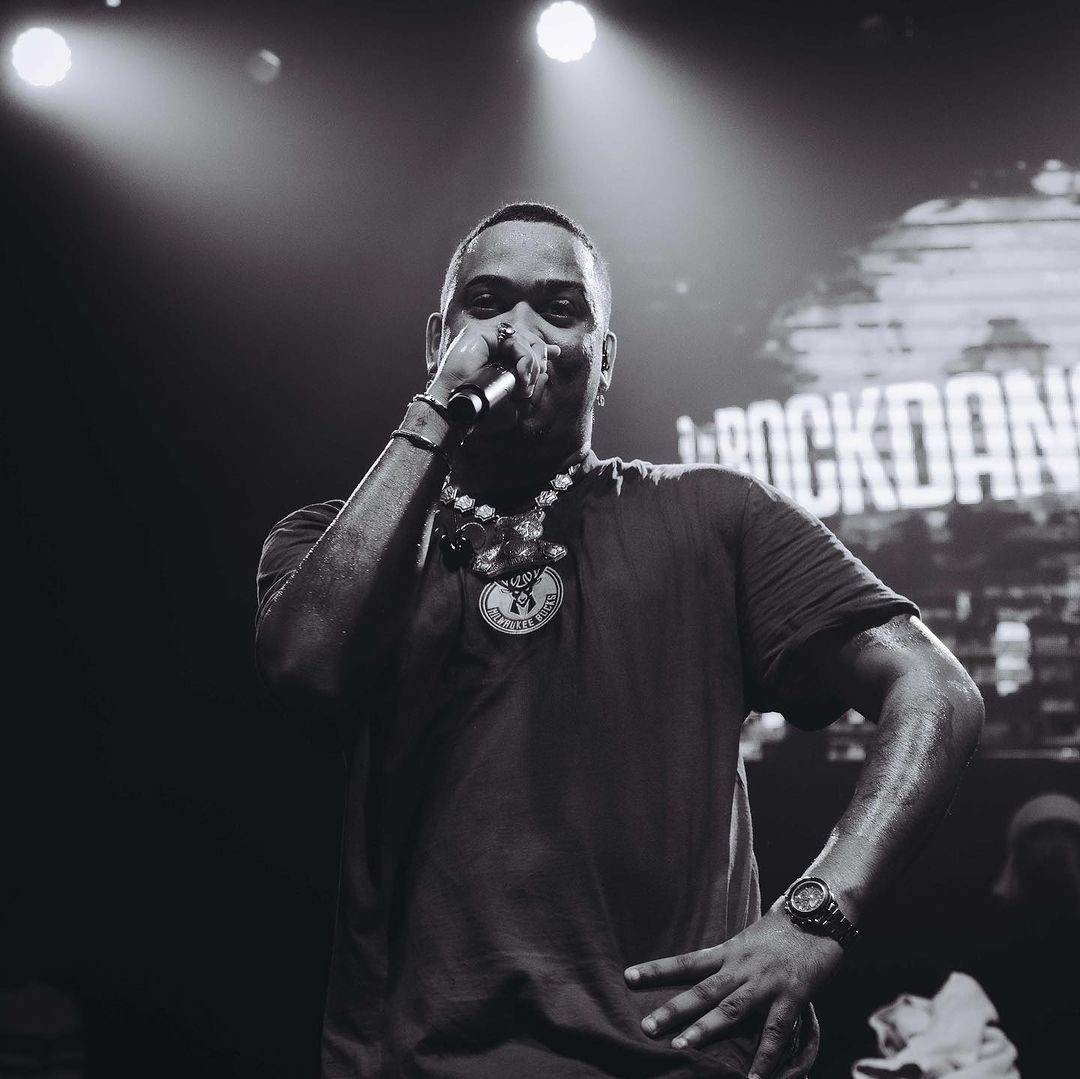 Rapper Major RD relata que teve carro atingido por oito tiros na ...