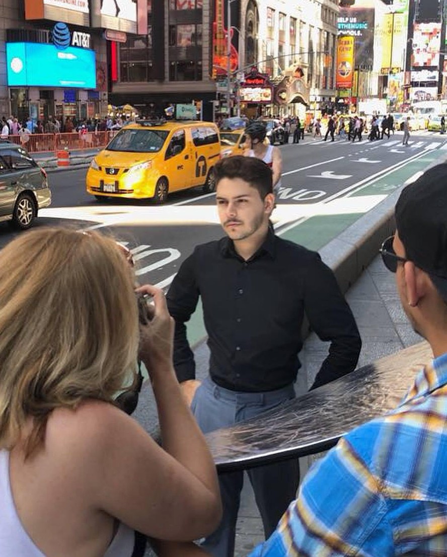 Brasileiro Alex Matthews investe em plataforma de aluguel de curto ...