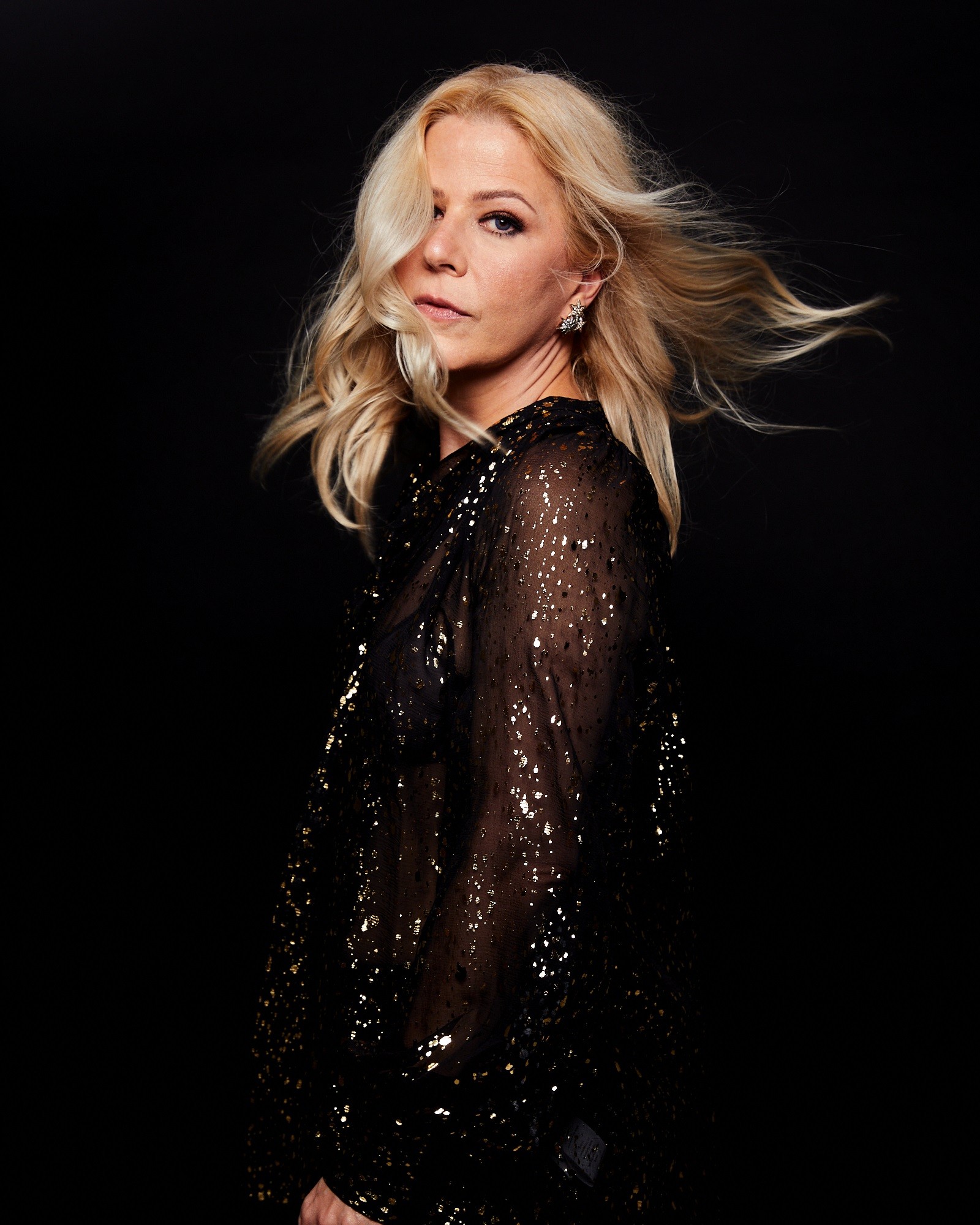 Prestes a se tornar avó, Paula Toller festeja 40 anos de carreira no ...