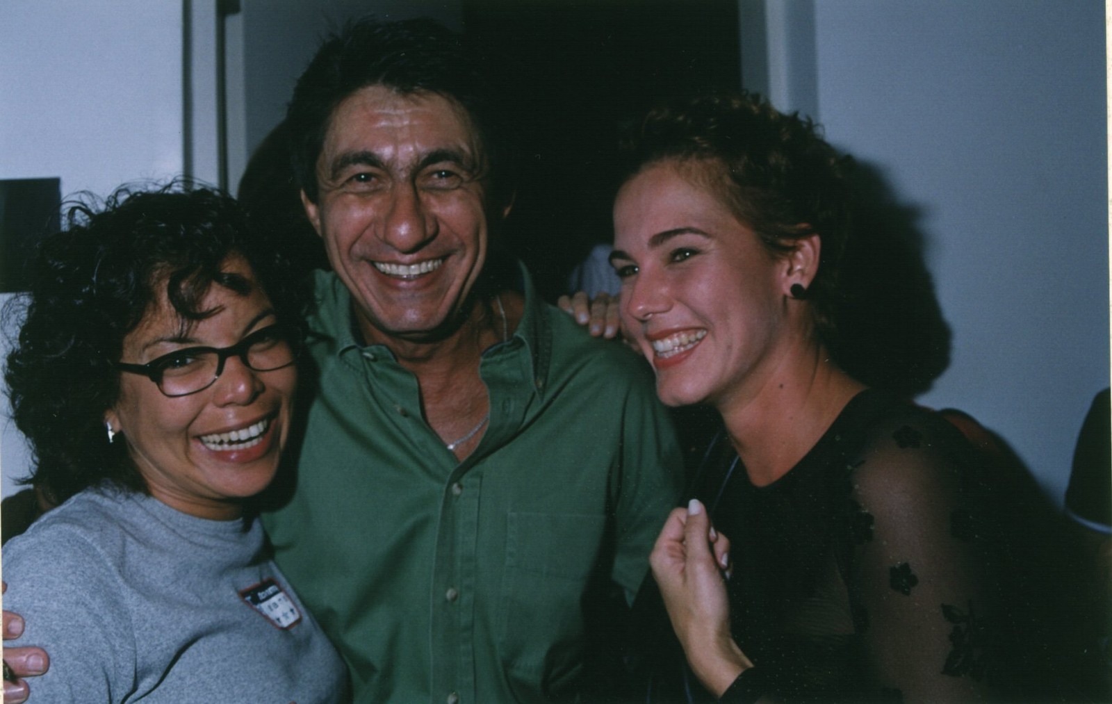 Ex-cantora, Angela Mattos vive hoje em Alto Paraíso, Goiás, e se ...