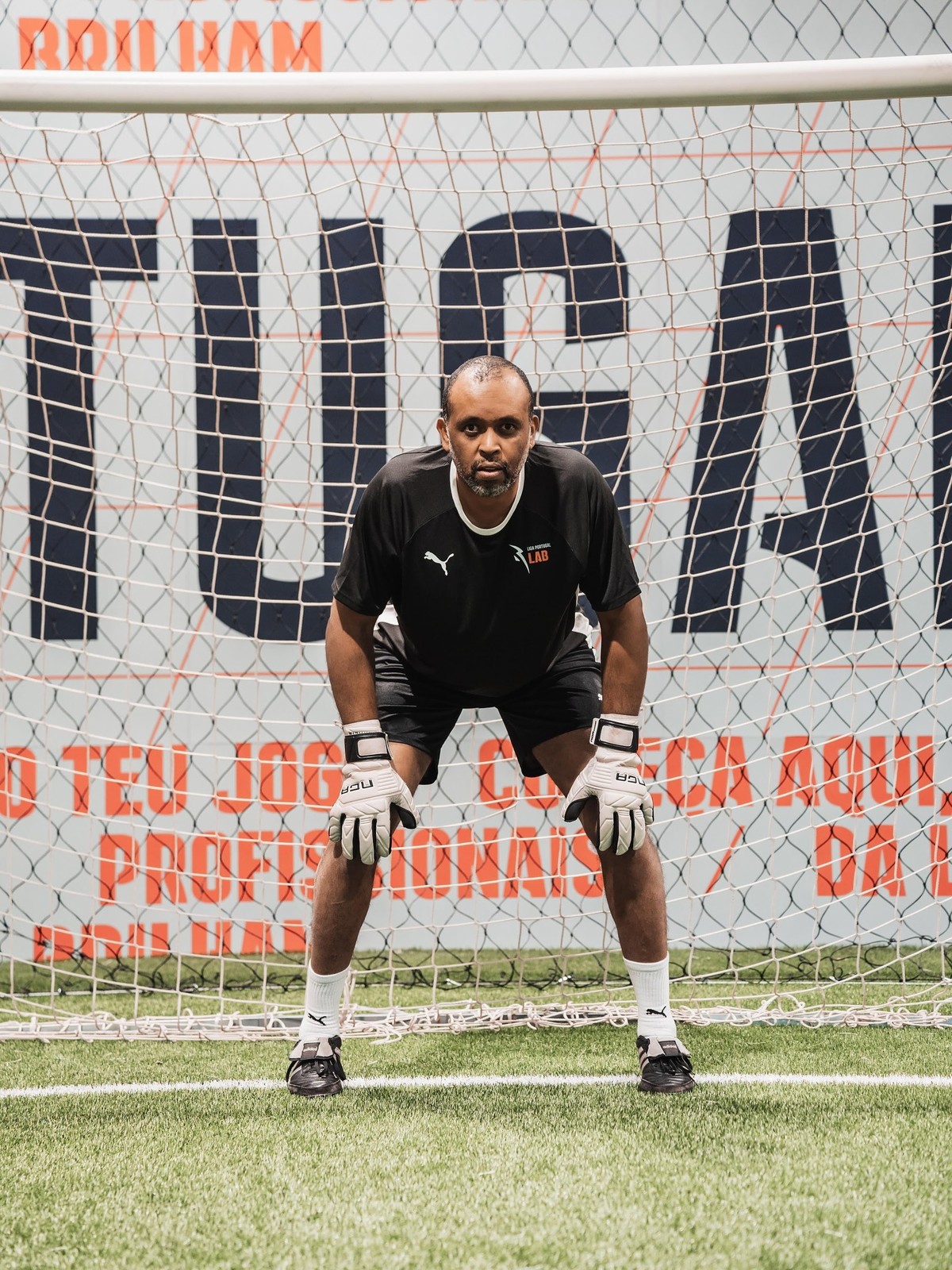 Ex-goalkeeper arrested for illegal gun possession | News Minimalist