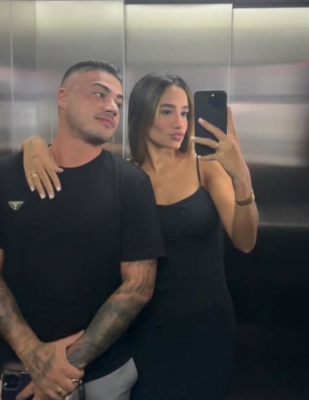 Preso acusado de estelionato, instrutor de futevôlei, casado com atriz ...