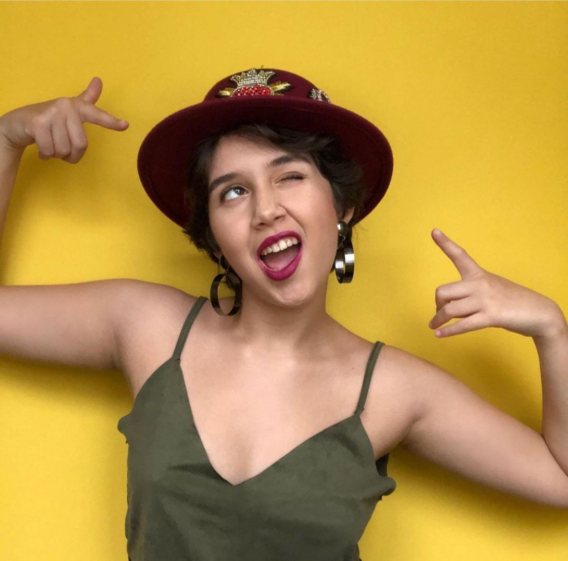 Neta de Betty Faria e Cláudio Marzo estuda Cinema aos 20 anos e vive ...