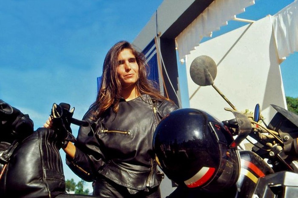 Fera Radical: Malu Mader 'revive' famosa personagem em ensaio