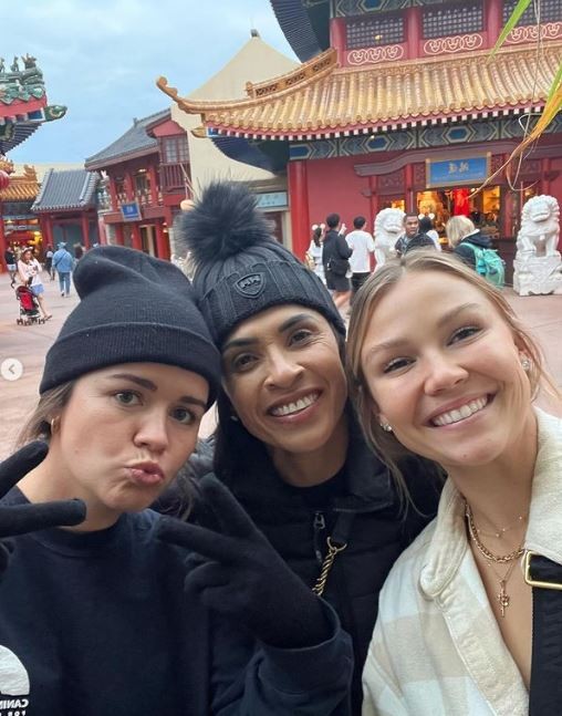 Convocada para a Copa do Mundo, Marta completa um ano de namoro com ...