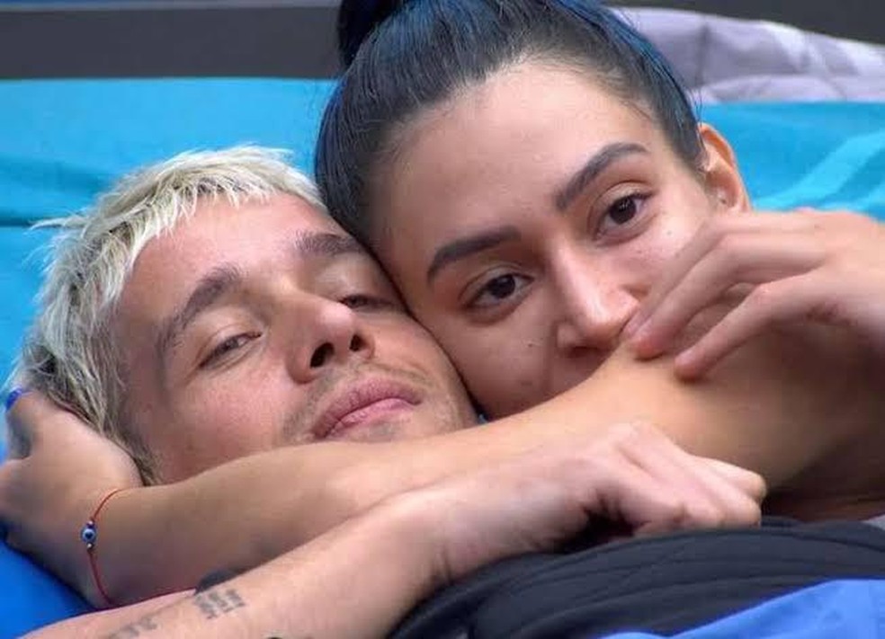 Unna X e Matheus Torres assumem namoro após 'Estrela da Casa'